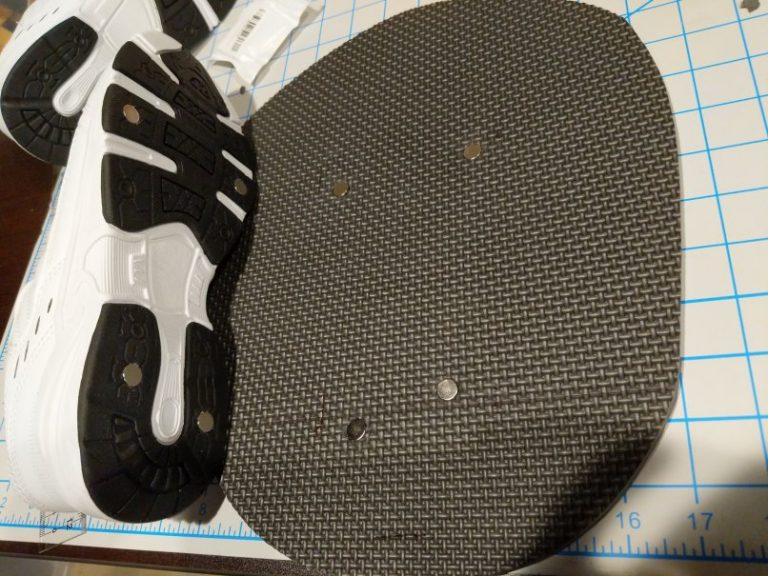 Magnet Shoes – Texelsaurus